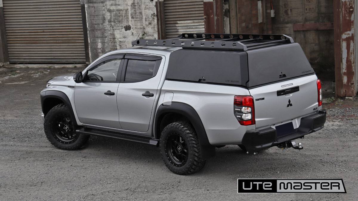 Mitsubishi Triton Canopy