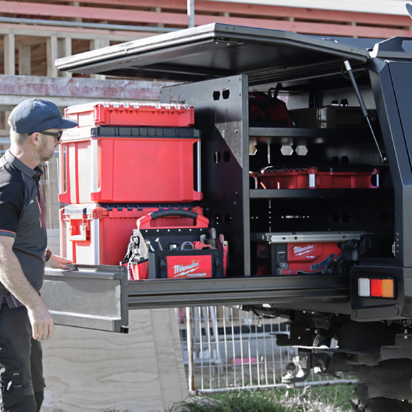 TrailCore Service Body Centre Shelving Unit