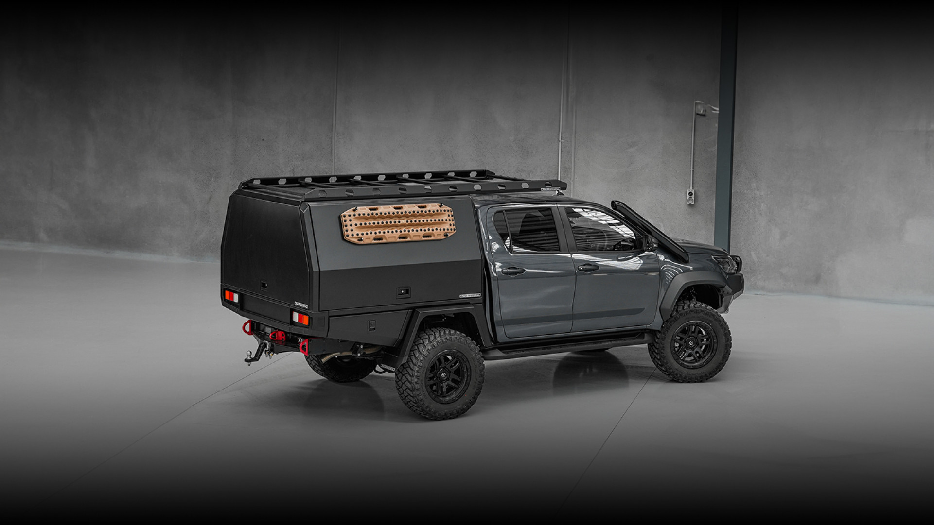 Toyota Hilux TrailCore Service Body – Utemaster